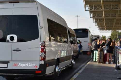 8 Seater Minibuses | Jet Airport Cars | Available 24/7